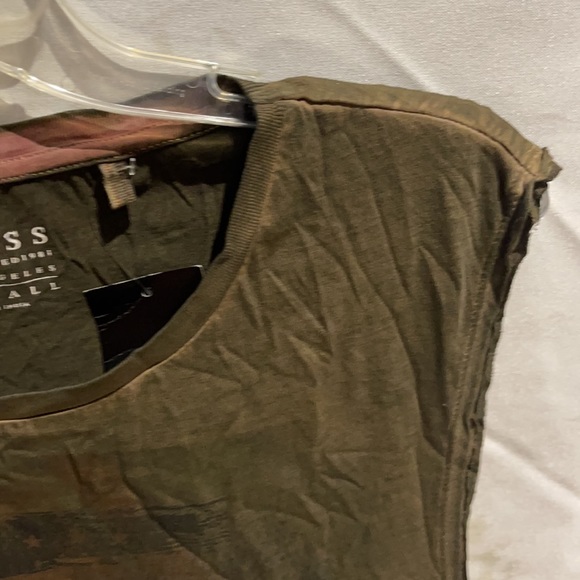 Guess | Shirts | New Mens Guess Muscle Tee Tank Top Gym Shirt Green Xs ...